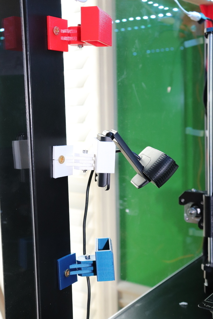 Free 3D file Logitech c920 camera holder・3D print model to download・Cults