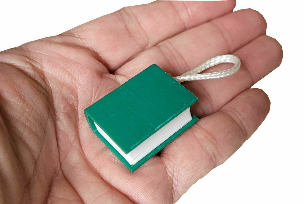 Free 3D file Book keychain 📚・3D printer model to download・Cults