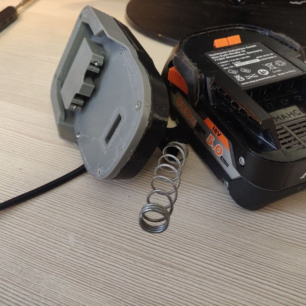 Free 3D file TS100 soldering iron stand for 18V AEG Battery 🔋・Model to ...