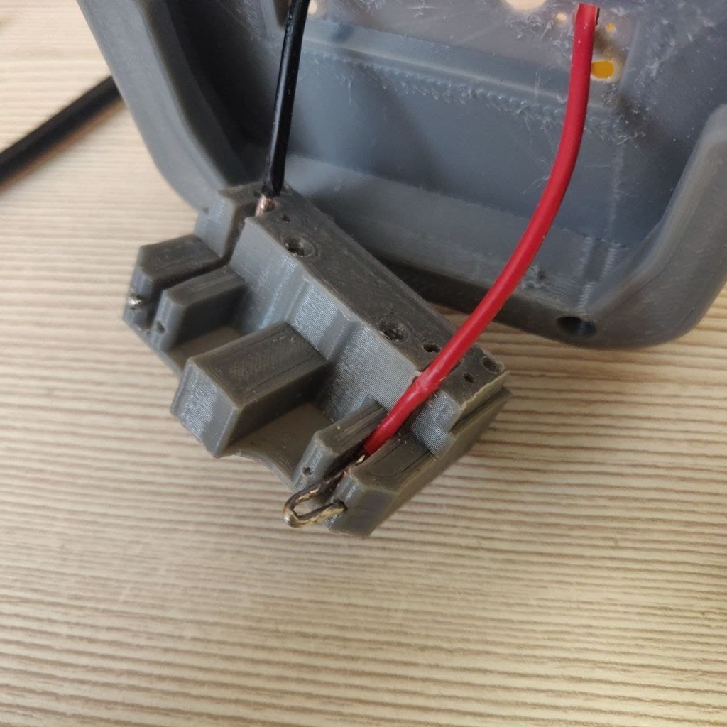 Free 3D file TS100 soldering iron stand for 18V AEG Battery 🔋・Model to ...