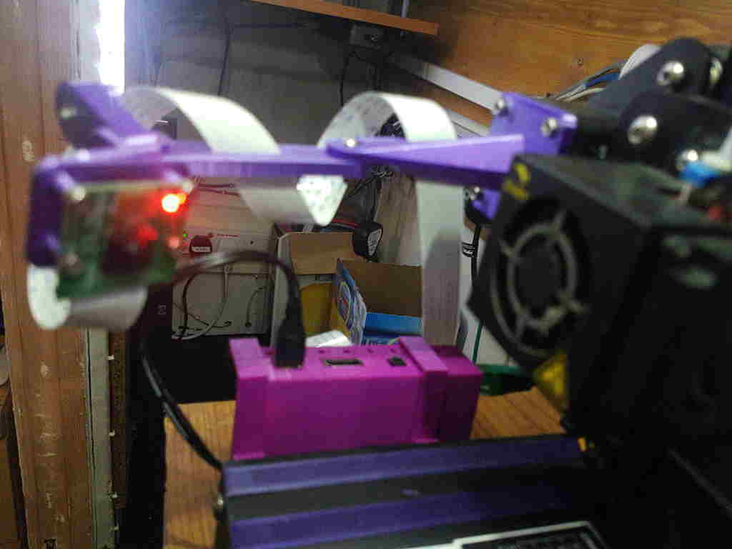 Бесплатный 3D файл Ender 3 PiCam Gantry Mount・Модель 3D-принтера для ...