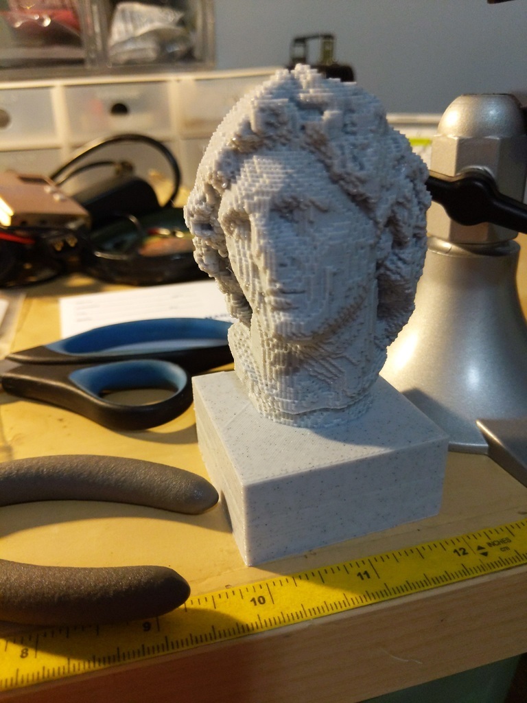 Free 3D file Pixely Helios Bust・3D printable model to download・Cults