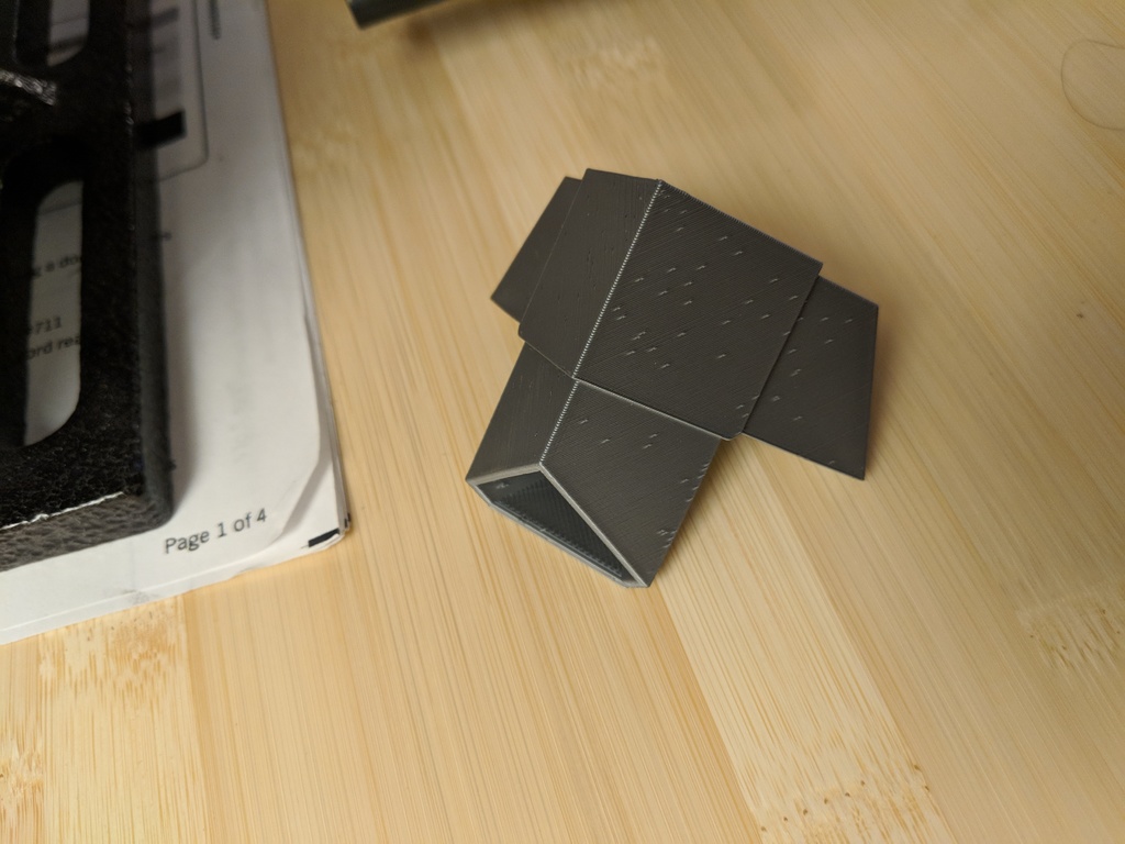 Archivo 3D gratis Esquina de tubo cuadrado de 3 vías・Objeto imprimible en 3D para descargar・Cults