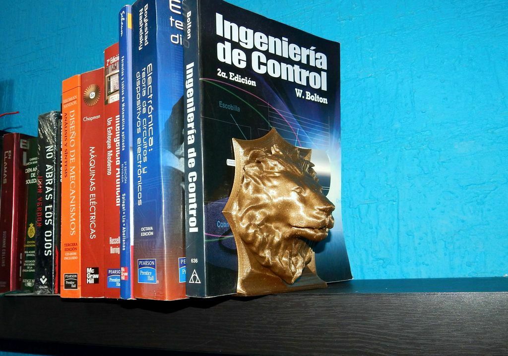 Free 3D file Lion Book End・3D print model to download・Cults