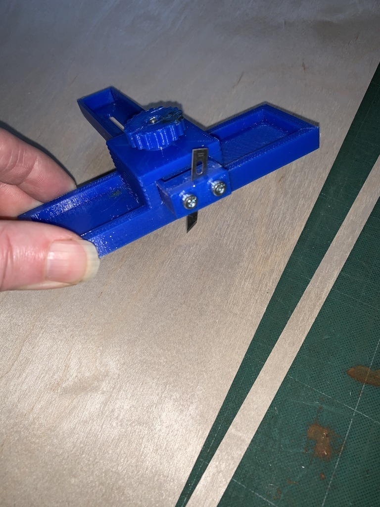 Free 3D file Strip Cutter・3D printing model to download・Cults