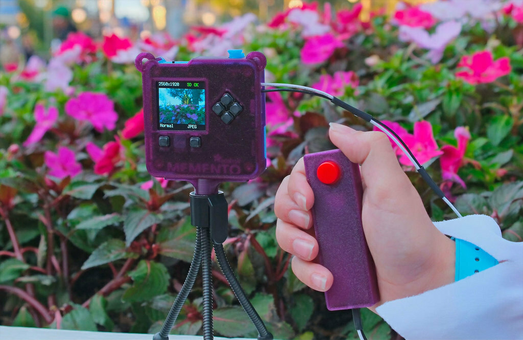 Free 3D file MEMENTO Remote Shutter Button 📷・3D print design to ...