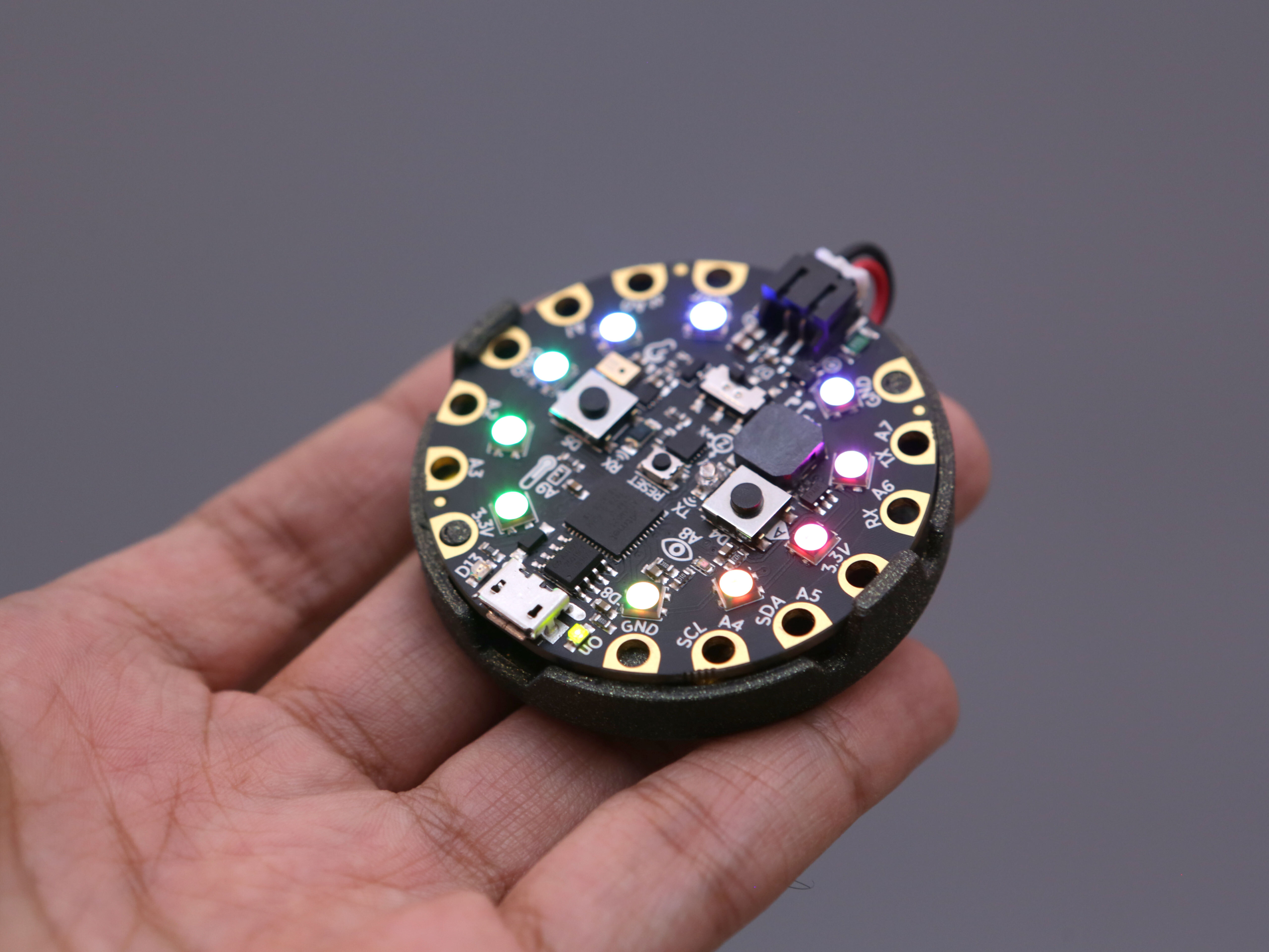 Free STL file Circuit Playground Express Snap Fit Mount 🛝・3D printable model to download・Cults