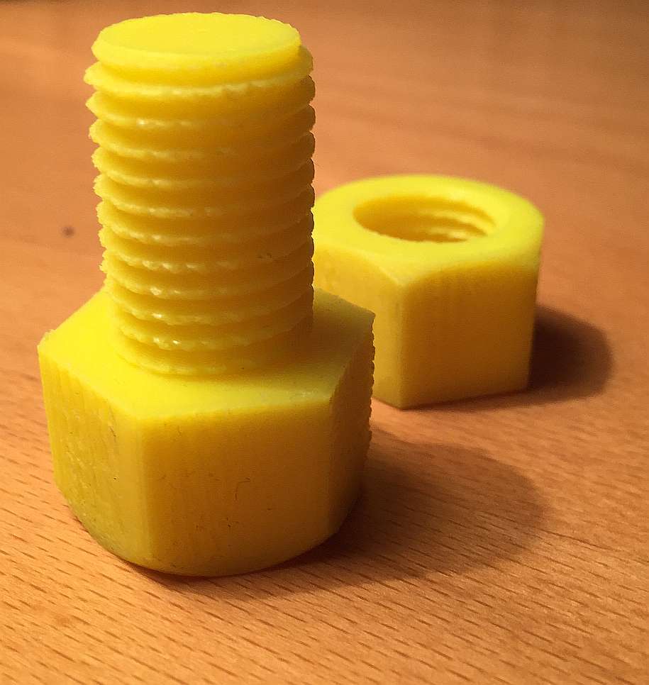 Fichier 3D gratuit Boulon à vis M16 et écrou・Design à télécharger et à imprimer en 3D・Cults