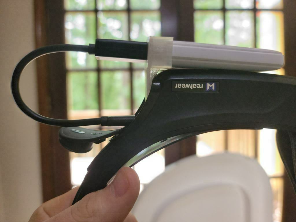 Free 3D file Custom RealWear LTE 4G Modem Mount (TPU) for HMT-1 📱・3D ...