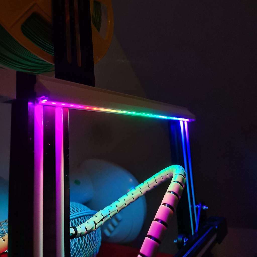 Fichier 3D gratuit Support de bande LED de 10 mm pour profil 2020 🧞‍♂️ ...