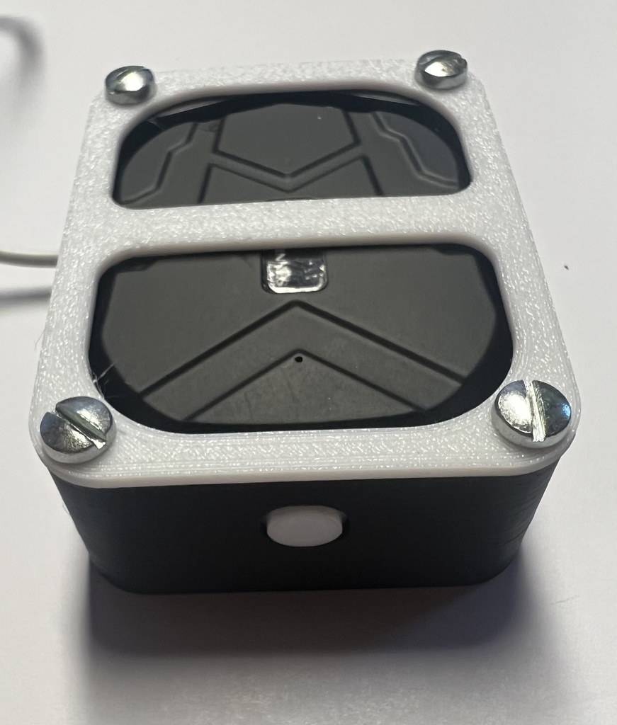 Free 3D file GPS Tracker TK905 Mini 🔌・3D print model to download・Cults