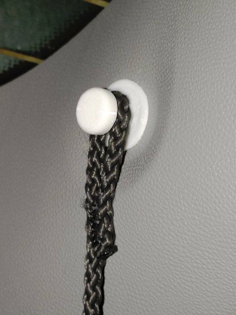 Free 3D file trunk lid pin Opel Ampera-e / Chevrolet Bolt・3D print ...