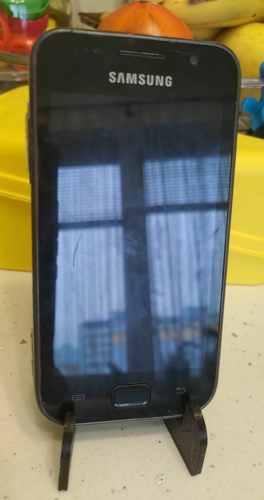 Free 3D file A simple phone stand・3D print object to download・Cults