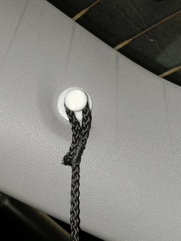 Free 3D file trunk lid pin Opel Ampera-e / Chevrolet Bolt・3D print ...
