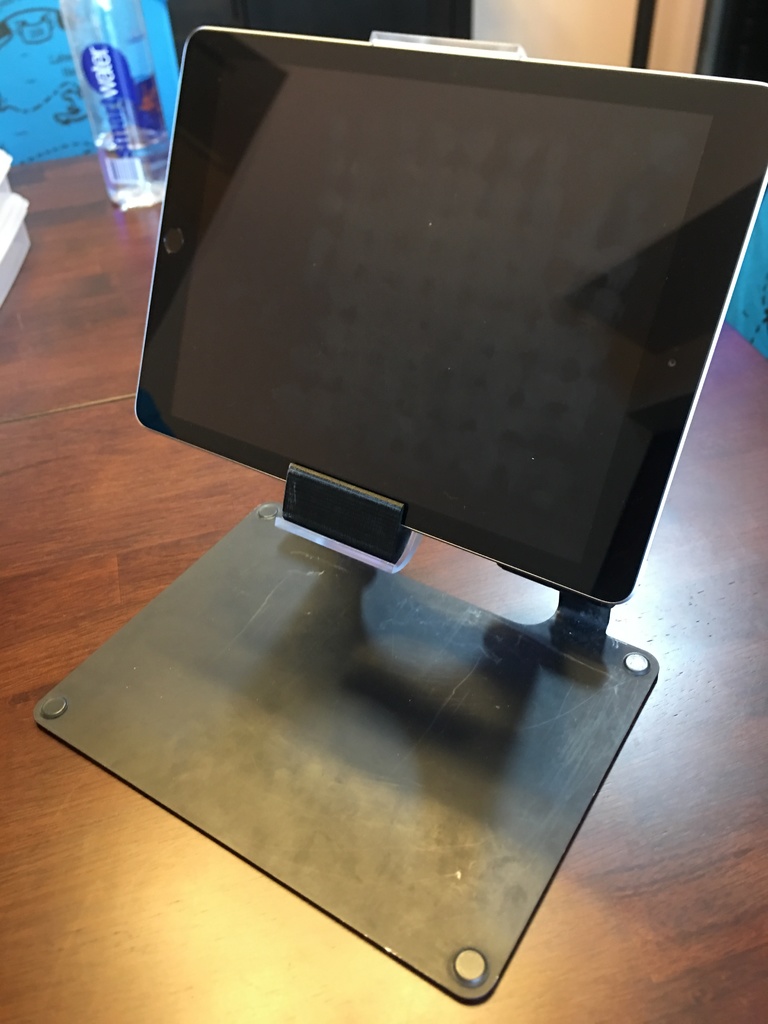 3D-Datei Arctic Flight Adapter für 2018 9.7" iPad 💻 kostenlos・3D ...