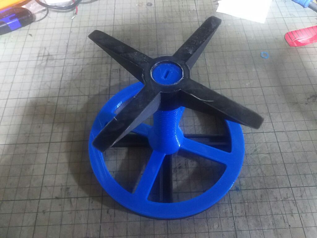Free 3D file Filament spool horizontal mounting turntable, 6 mm BB ...