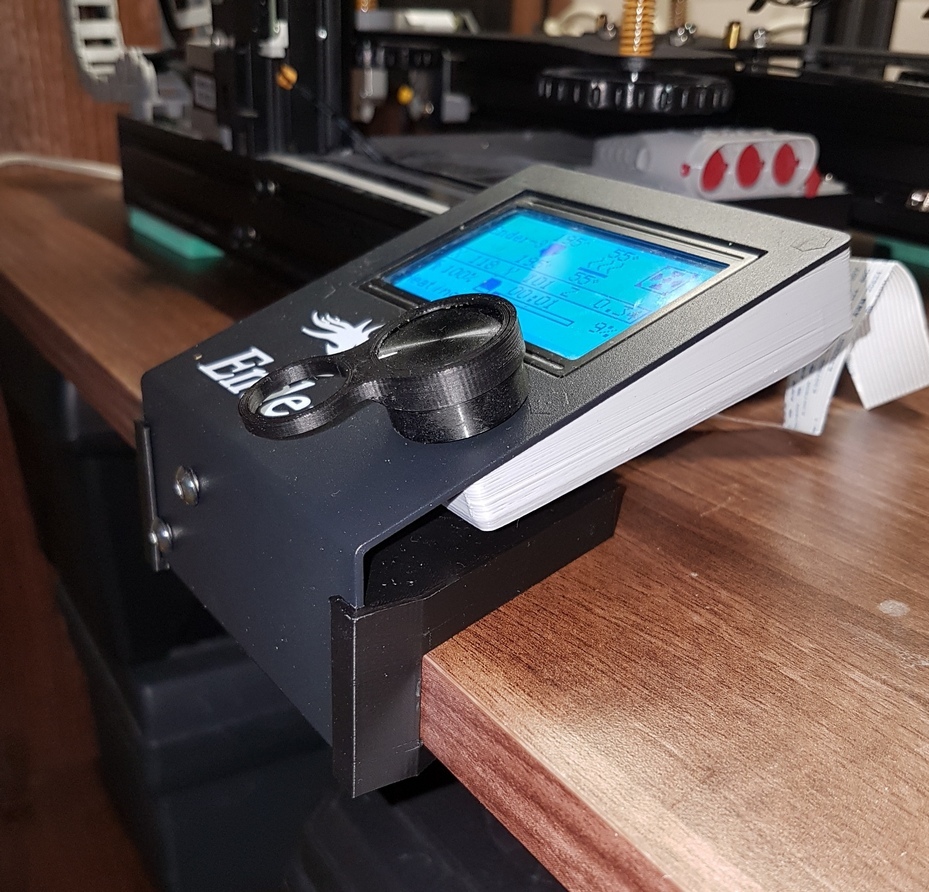 Archivo 3D gratis Ender 3 LCD Montaje en placa de 18 mm・Diseño de ...