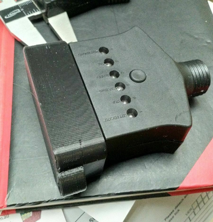 Free 3D file 7 Pin trailer plug cover (Australian)・3D printing model to ...