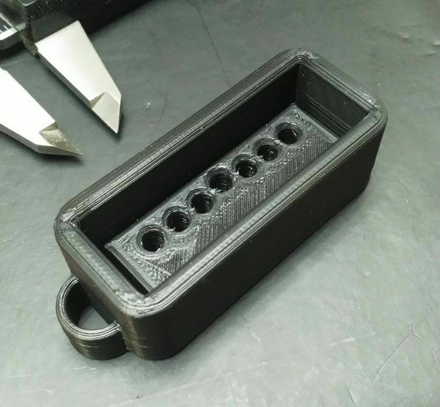 Free 3D file 7 Pin trailer plug cover (Australian)・3D printing model to ...