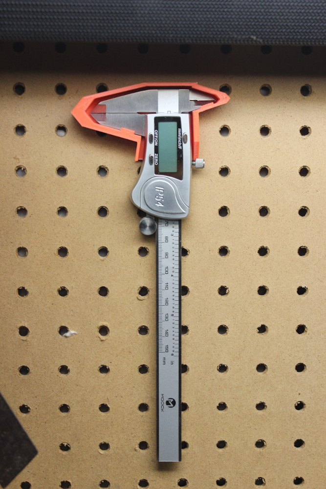 Free 3D file Caliper Bracket・3D print design to download・Cults