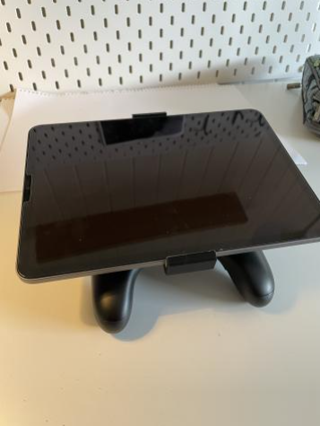 Free 3D file 8BitDo Pro 2 iPad Pro Mount Clip・3D printable design to ...