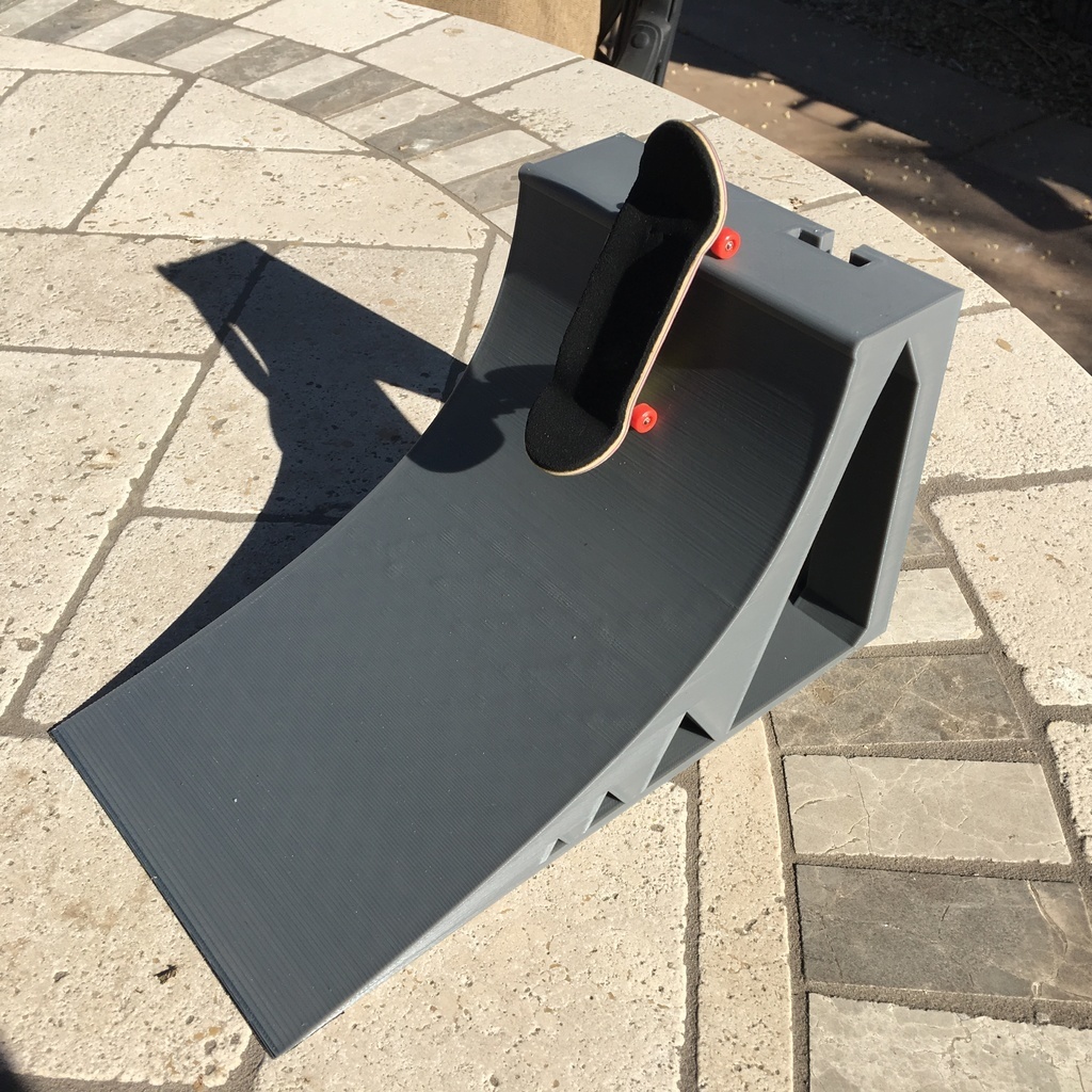 Free 3D file 1/4 Quarter Pipe for FingerBoards Skateboarding 🛹・Design ...