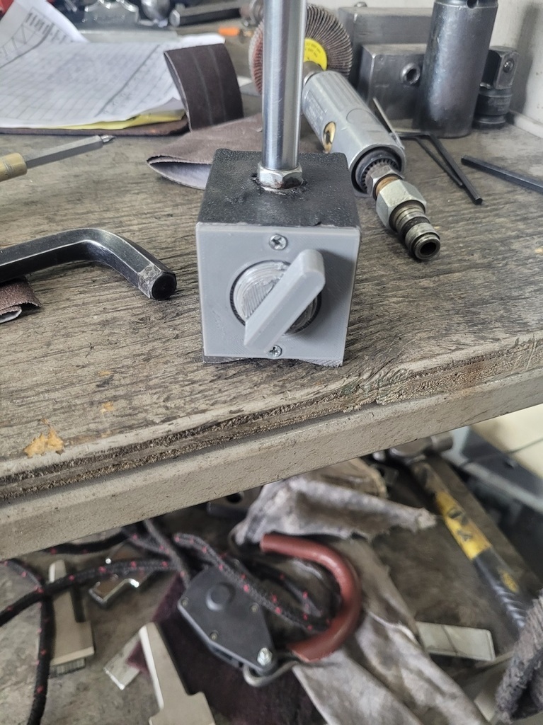 Free 3D file Mag Base Plate and Knob ⚙️・3D print object to download・Cults