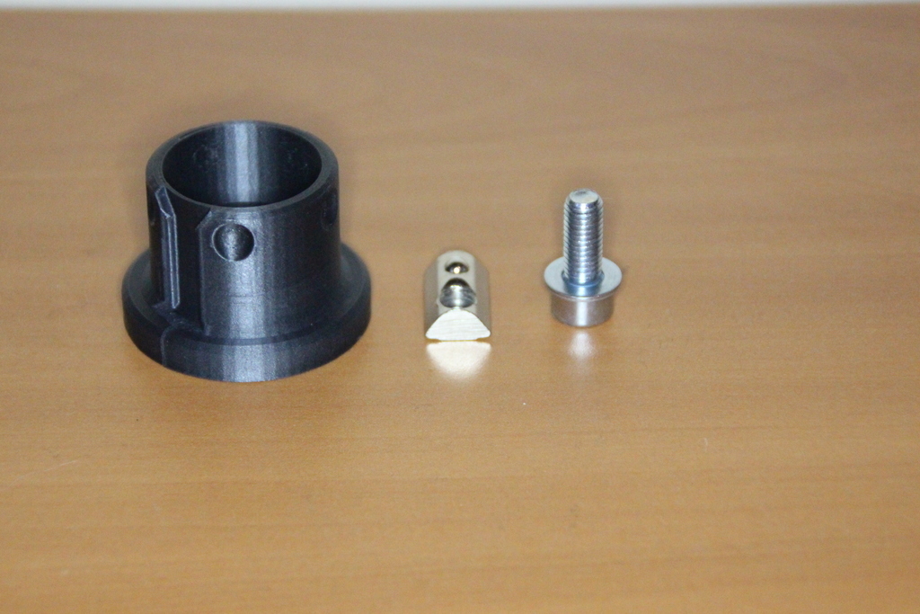 Free 3D file Fanatec Wheel Support For Aluminium rig V2・Template to ...