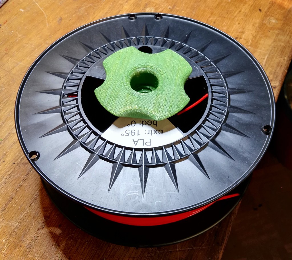 Free 3D file Universal spool holder V2・3D print model to download・Cults