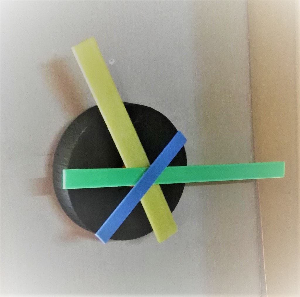Free 3D file colored wall clock・3D printing template to download・Cults