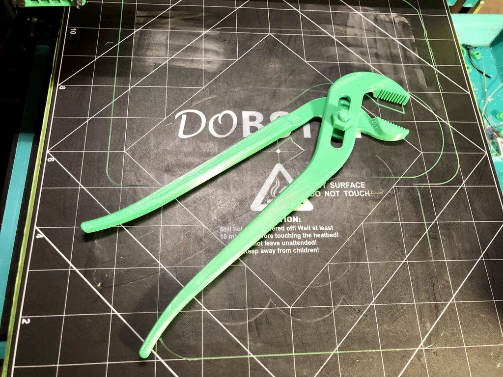 Free 3D file ChannelLocks (Adjustable Groove-Joint Pliers)・Model to ...