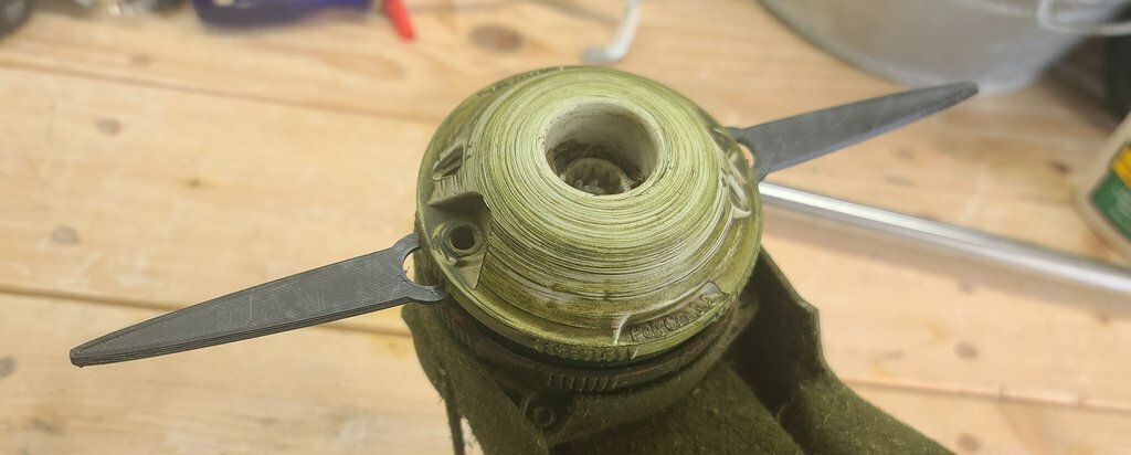 Free 3D file Poly Cut 2-2 Blade 🧞‍♂️・3D printing model to download・Cults