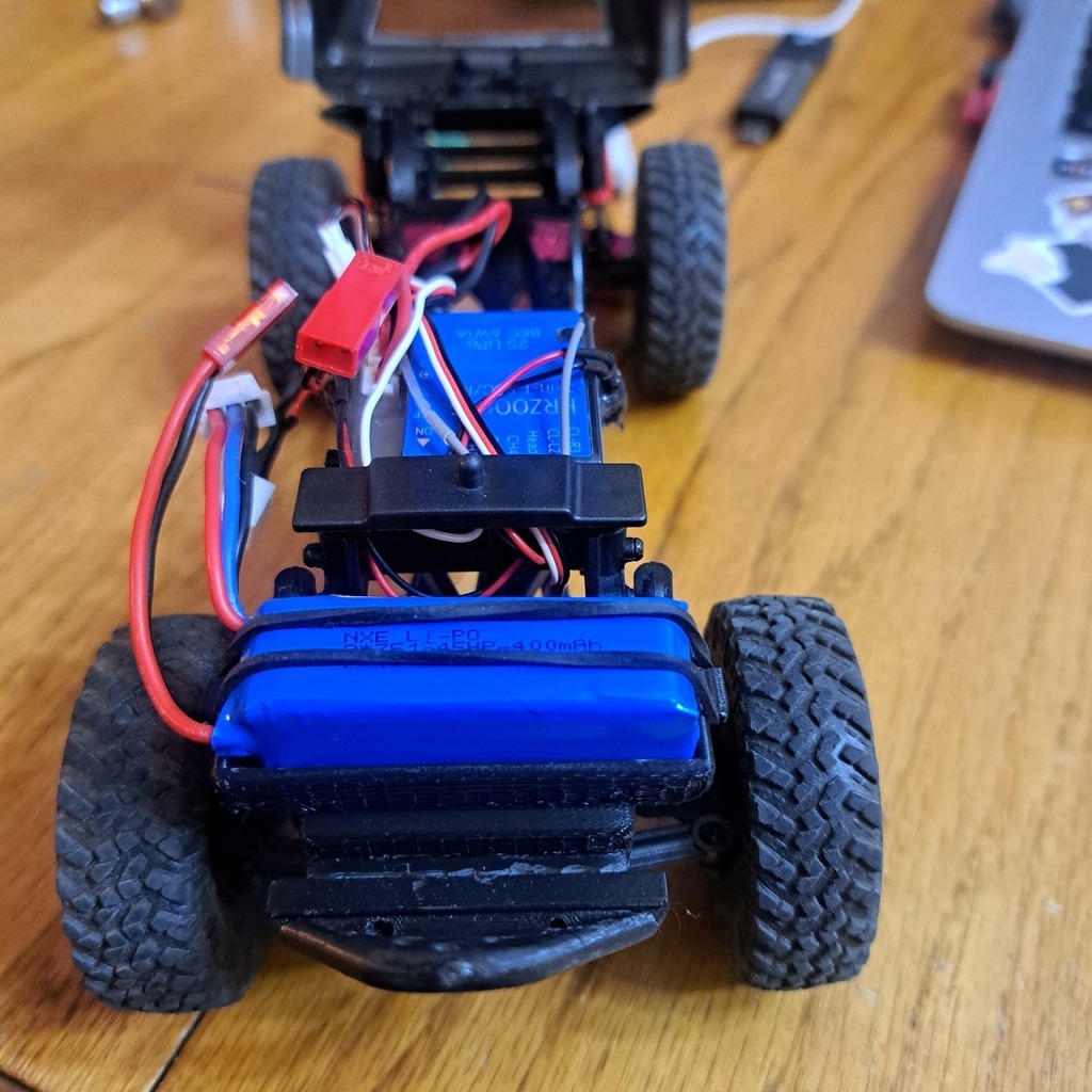 Free 3D file Scx 24 Front Battery Mount for WL Toys 450mAh 2s 🔋・Object ...