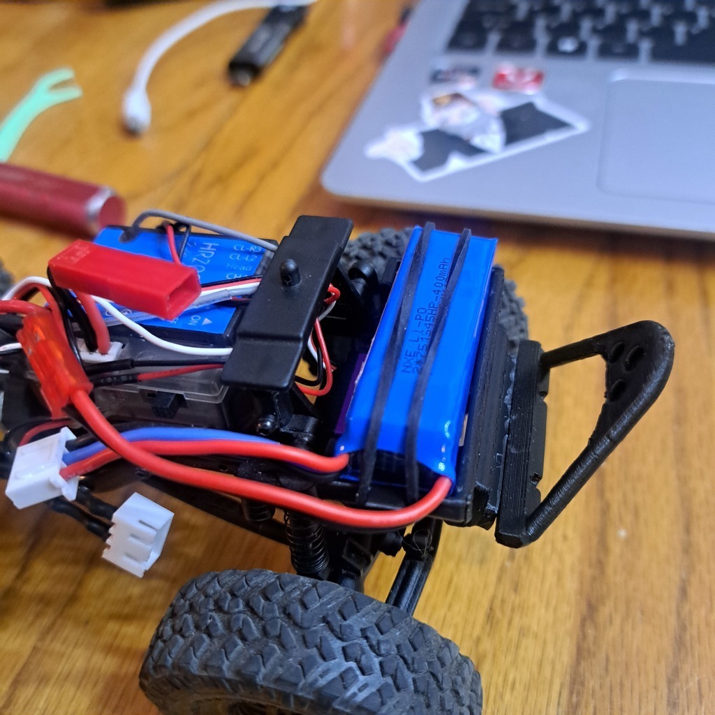 Free 3D file Scx 24 Front Battery Mount for WL Toys 450mAh 2s 🔋・Object ...