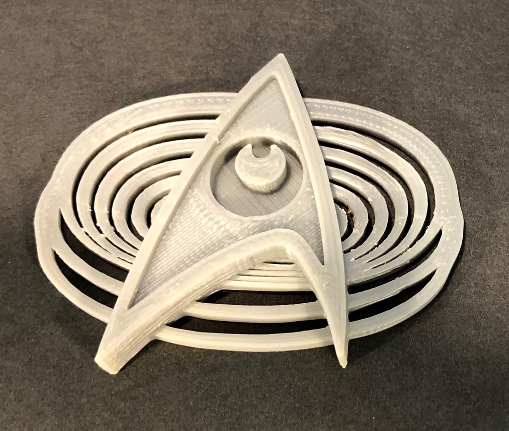 Free 3D file USS Armistice 2d6io Star Trek Communicator Badge・3D print ...