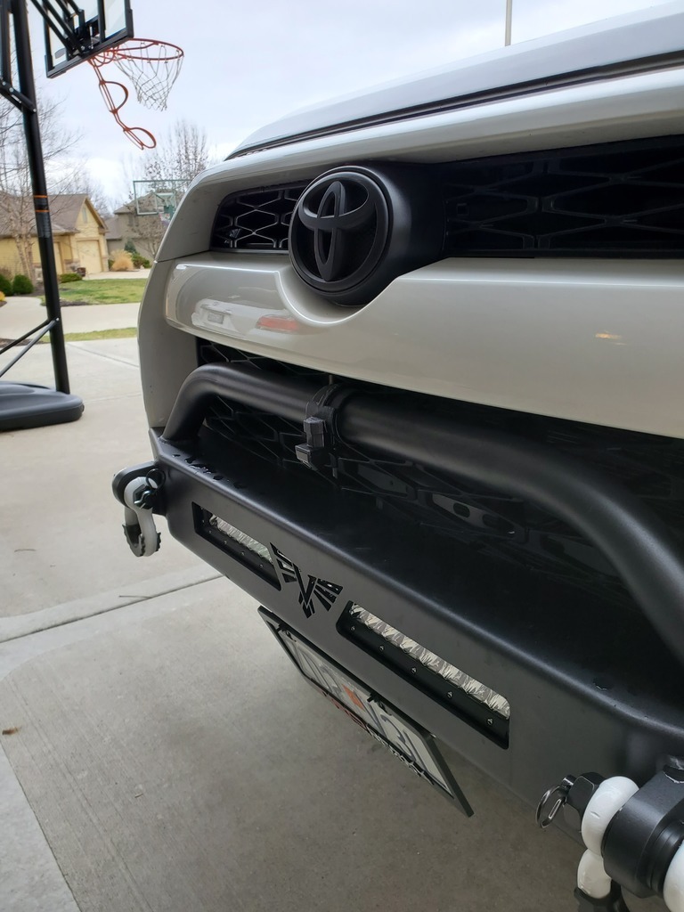 Free 3D file Bull-Bar Front Camera Mount 📷・3D printable model to ...