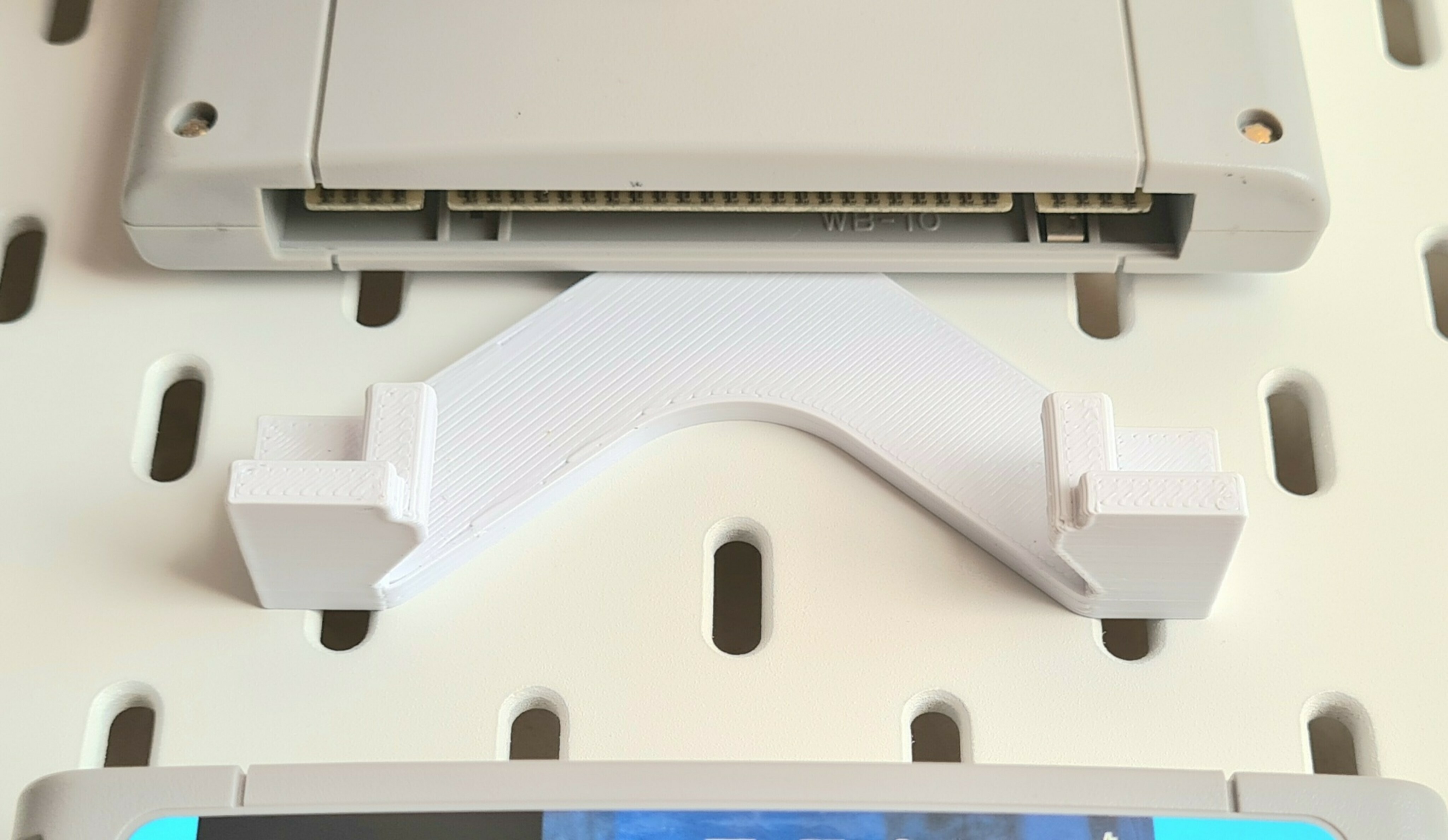 STL file Game Wallmount Nintendo SNES Video Game Organizer 🎮・3D printer ...