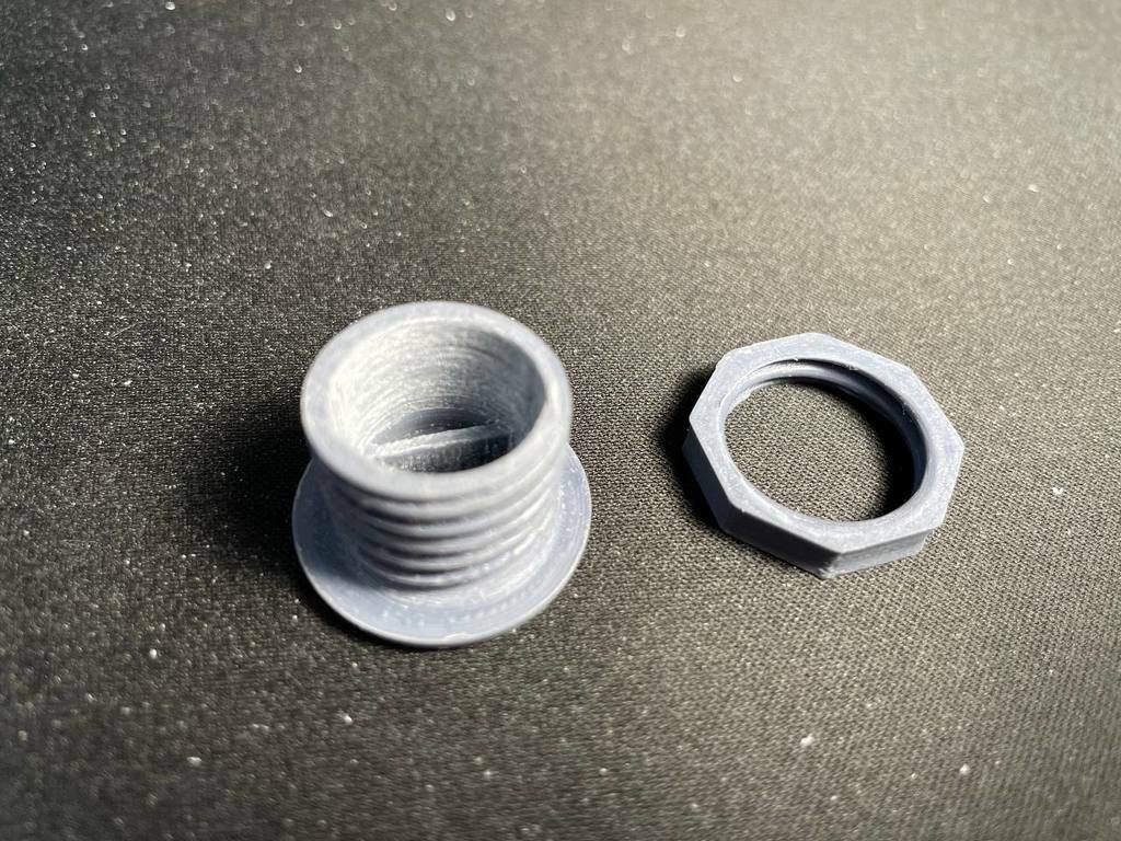 3D-Datei USB-Panelmontage mit Gewinde 💾 kostenlos・Vorlage für 3D ...