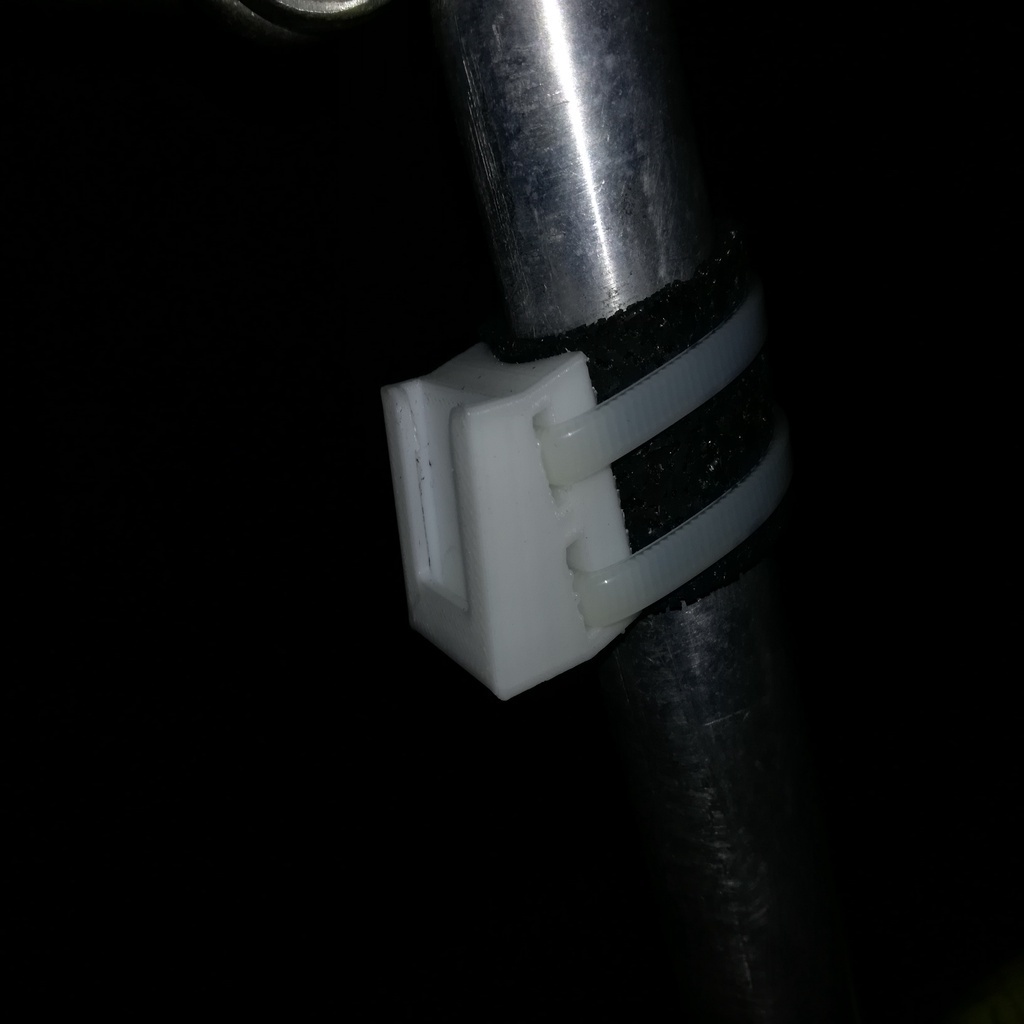 Archivo 3D gratis Soportes para luces de bicicleta Bikemate (delante y ...