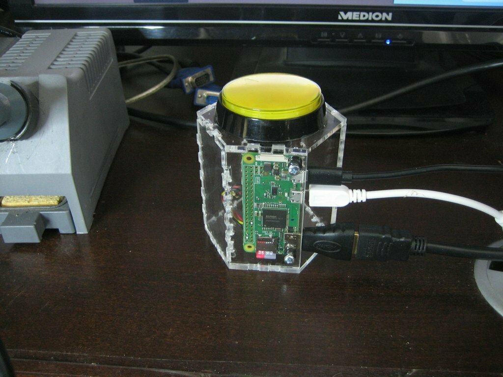 Fichier 3D gratuit Raspberry Pi Zero - Étui à boutons (lasercut)・Design ...