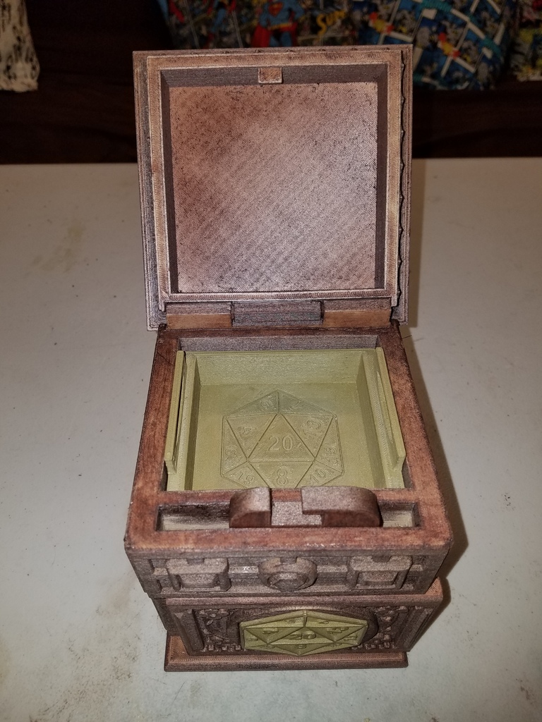 Free 3D file D20 Gaming Box 📦・3D print design to download・Cults