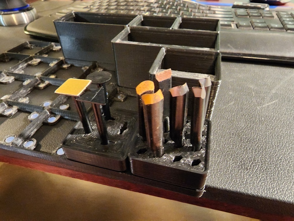 Free 3D file Gridfinity Microlux chisel tip and sander head storage ...