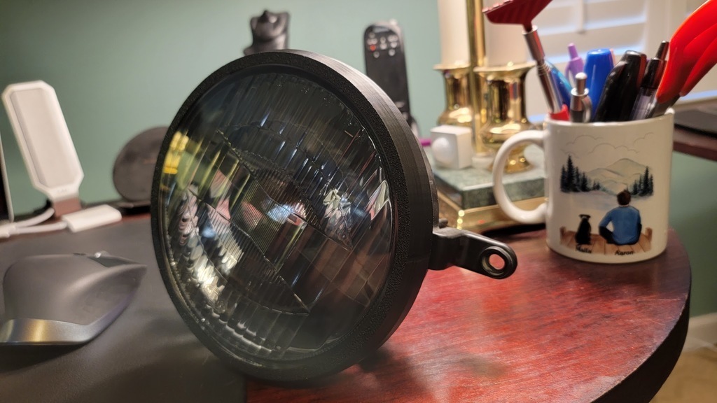 Free 3D file Ford Mustang GT (S197) 2005-2009 Fog Light Hella 500 ...