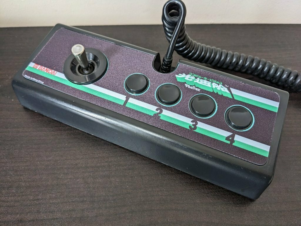 Free 3D file Vectrex snap-in controller overlay 🎲・3D printing idea to ...