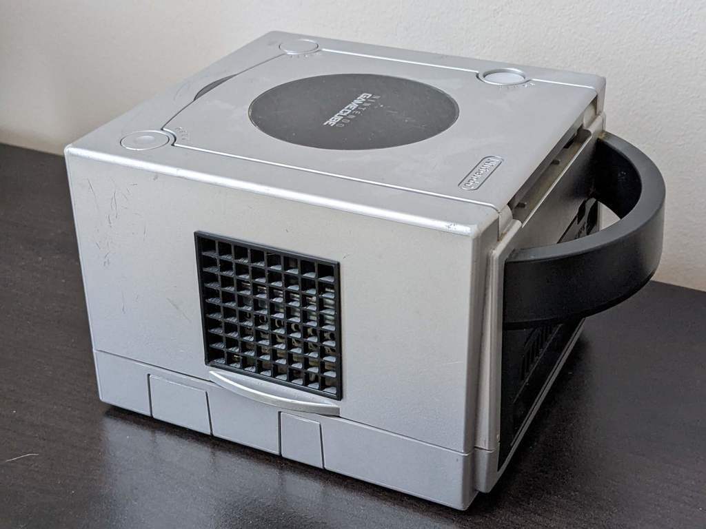 Free 3D file Nintendo Gamecube snap-in grid 🎮・3D print design to ...