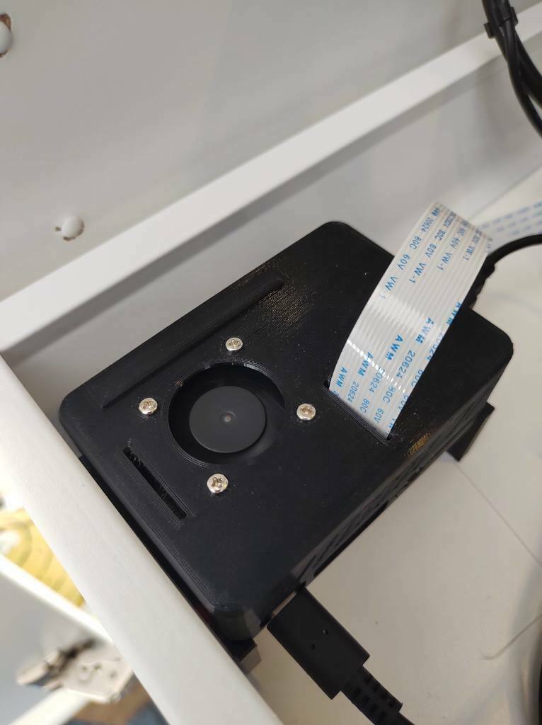 Free 3D file Dust Cover For Pi Case・Model to download and 3D print・Cults