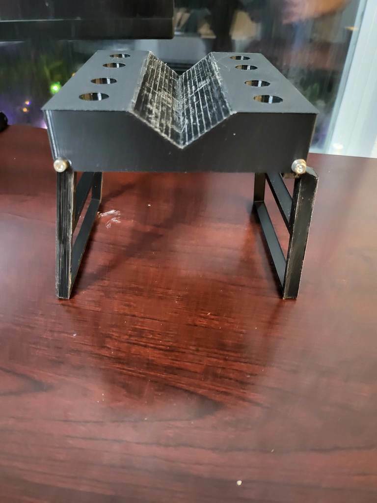 Free 3D file Jons Foldable RC Stand for Boats and Cars with Shock holes ...
