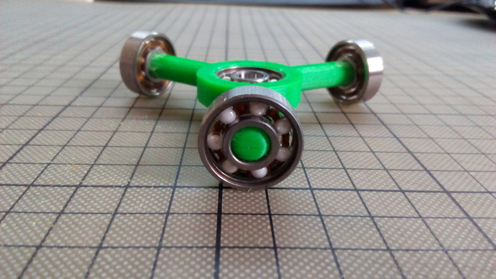 Free 3D file Table Fidget Spinner・3D print design to download・Cults
