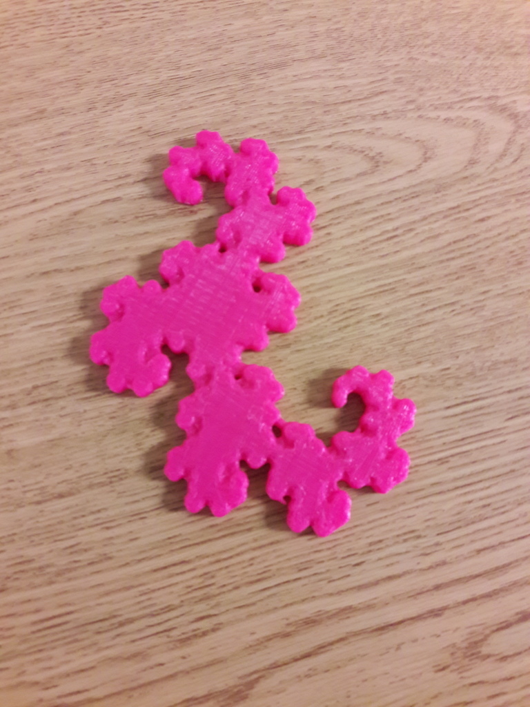 Free 3D file Dragon Fractal Pendant・3D print design to download・Cults