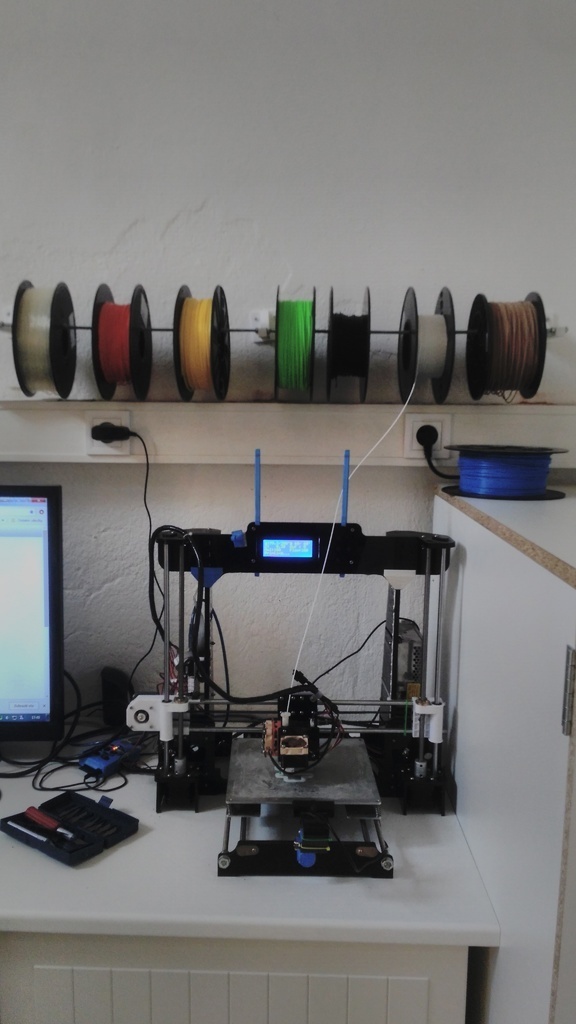 Free 3D file Filament coil holder to the wall 🪢・3D printer design to ...